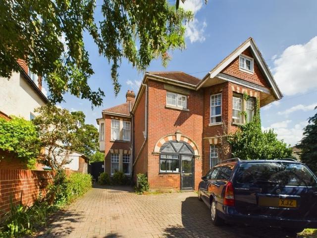 1 bedroom house share to rent