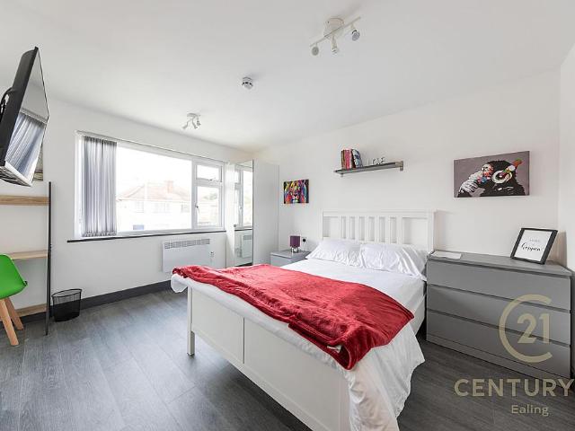 1 bedroom house share to rent