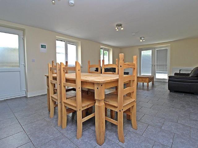 1 bedroom house share to rent