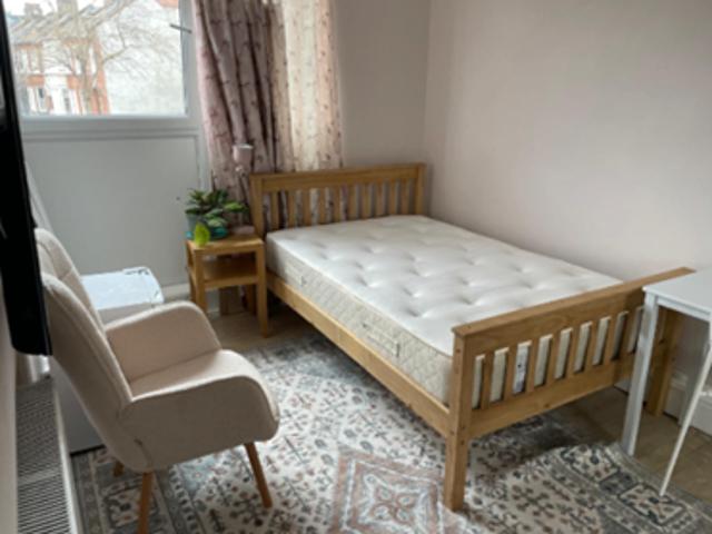 1 bedroom house share to rent