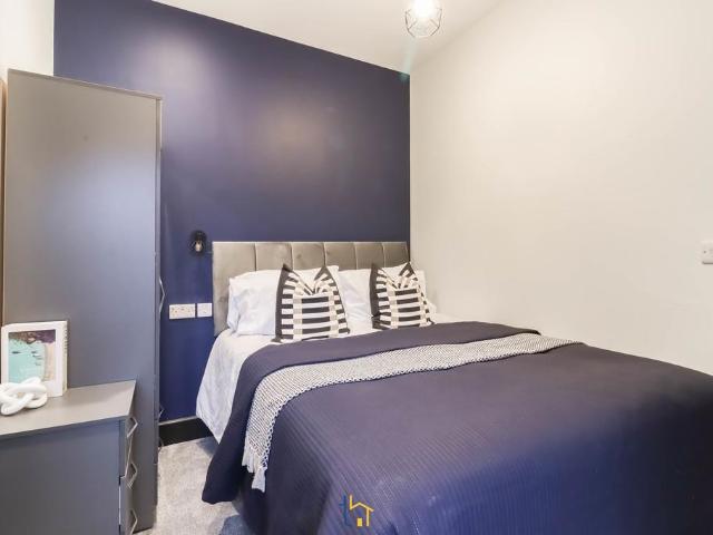 1 bedroom house share to rent