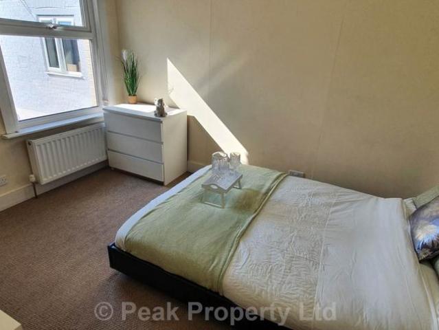 1 bedroom house share to rent