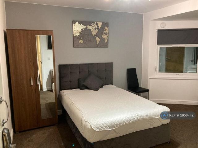 1 bedroom house share to rent