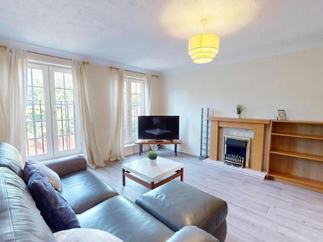 1 bedroom house share to rent