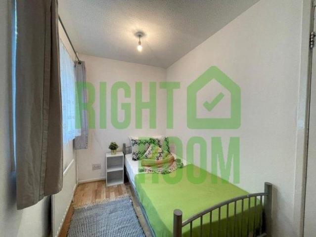 1 bedroom house share to rent