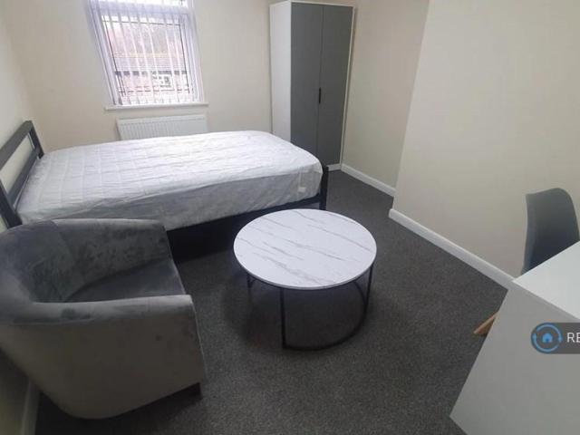 1 bedroom house share to rent