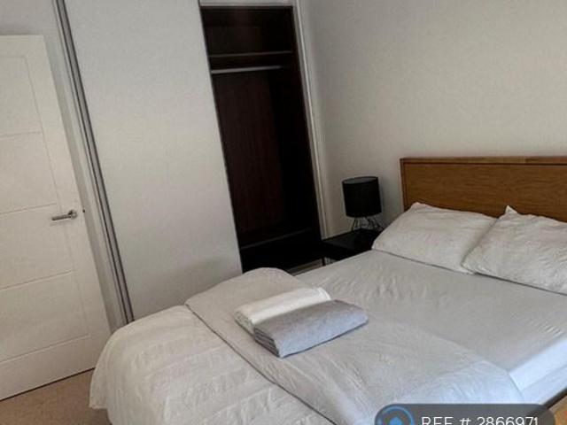 1 bedroom house share to rent