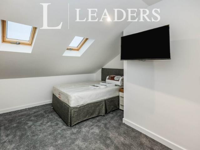 1 bedroom house share to rent