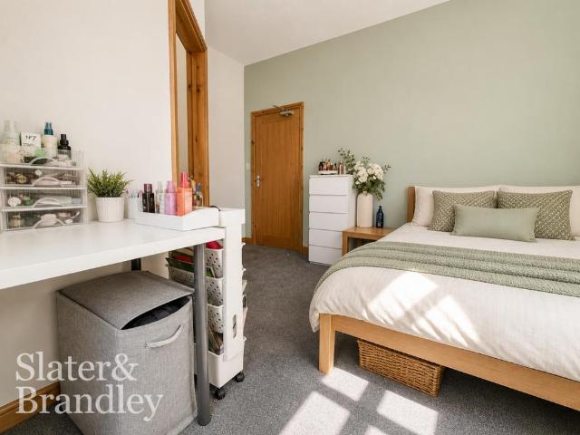 1 bedroom house share to rent