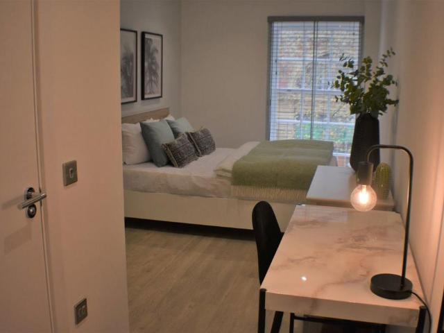 1 bedroom house share to rent