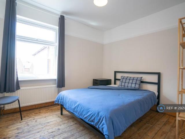 1 bedroom house share to rent