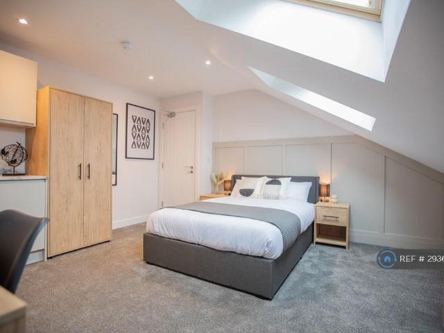 1 bedroom house share to rent