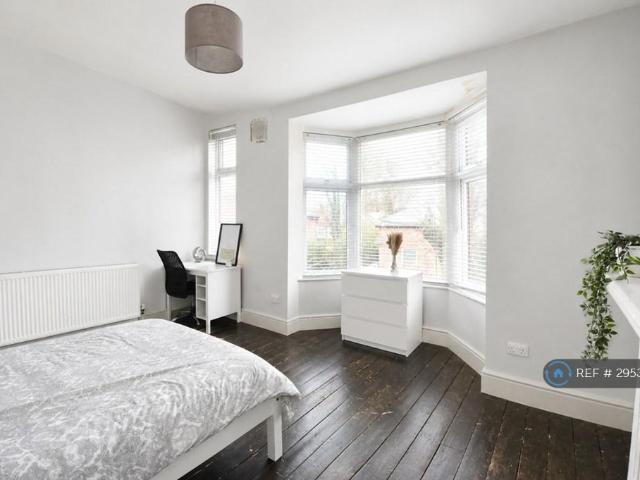 1 bedroom house share to rent