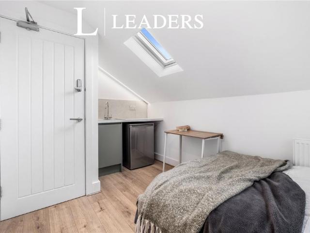 1 bedroom house share to rent