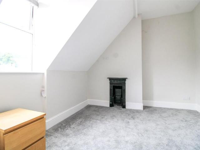 1 bedroom house share to rent