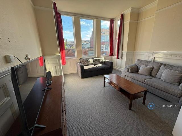 1 bedroom house share to rent