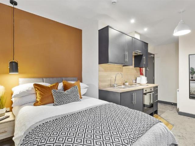 1 bedroom house share to rent