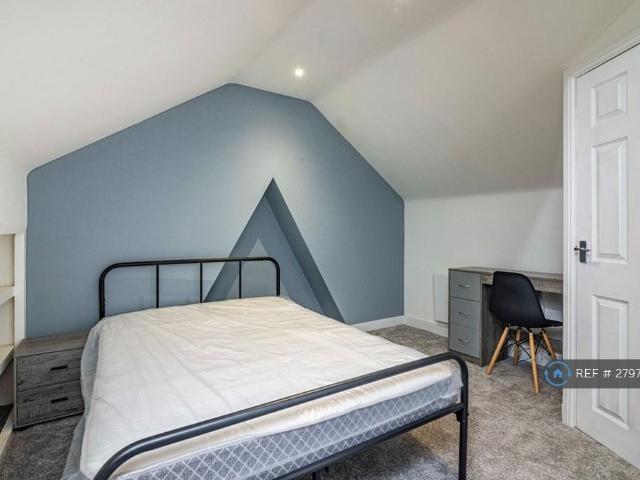 1 bedroom house share to rent