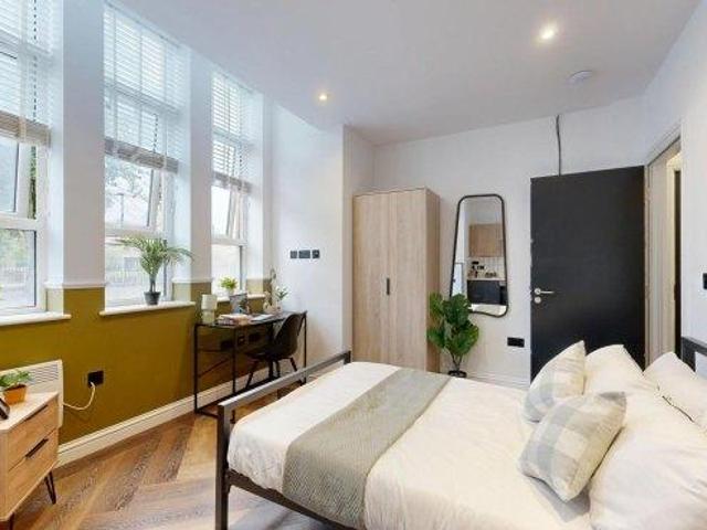 1 bedroom house share to rent