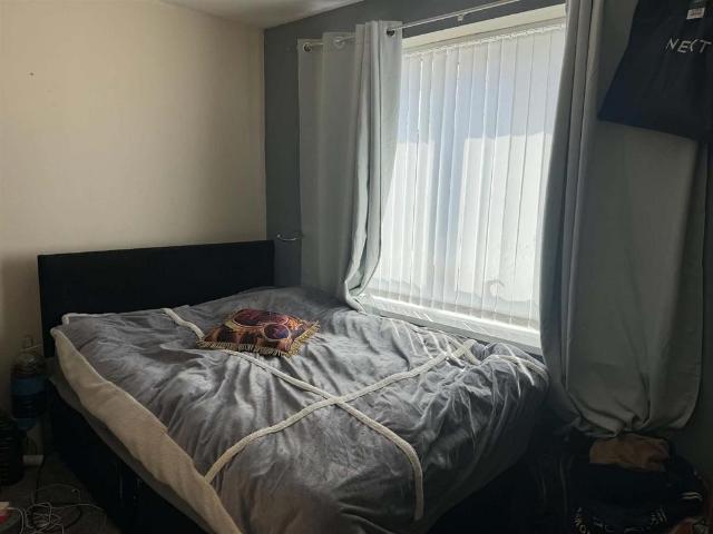 1 bedroom house share to rent