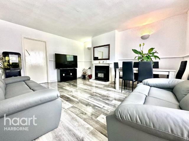1 bedroom house share to rent