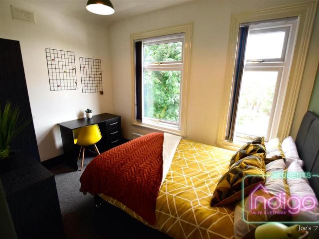 1 bedroom house share to rent