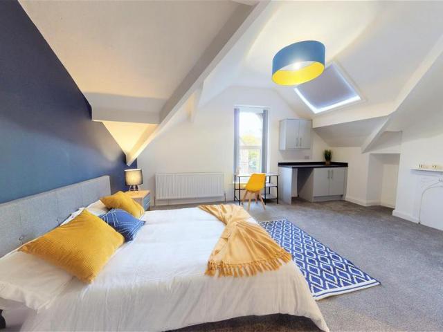 1 bedroom house share to rent