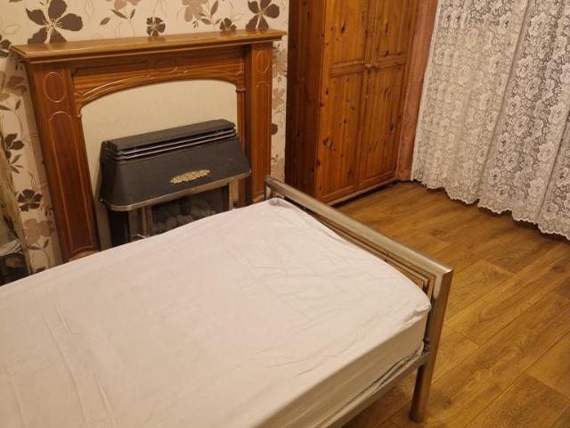 1 bedroom house share to rent