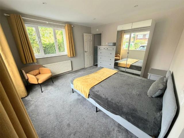 1 bedroom house share to rent