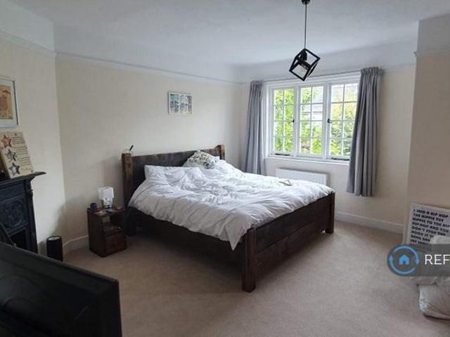 1 bedroom house share to rent