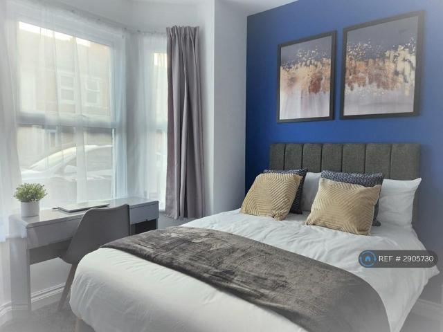 1 bedroom house share to rent
