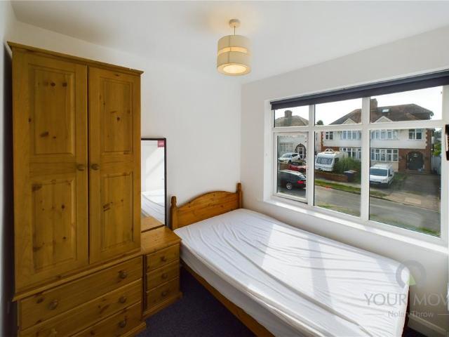 1 bedroom house share to rent