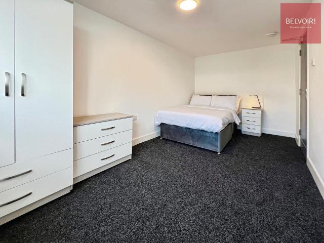 1 bedroom house share to rent