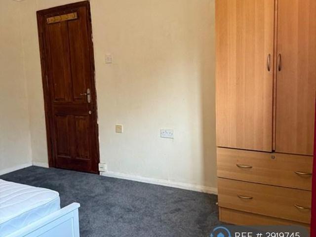 1 bedroom house share to rent