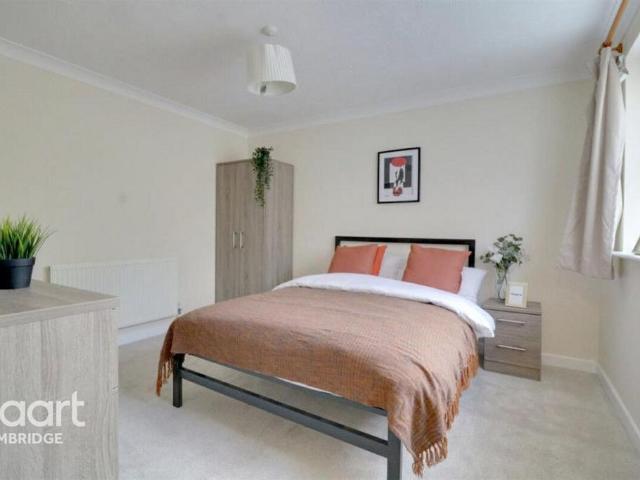 1 bedroom house share to rent