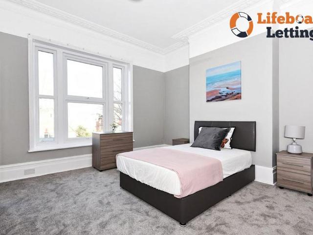 1 bedroom house share to rent