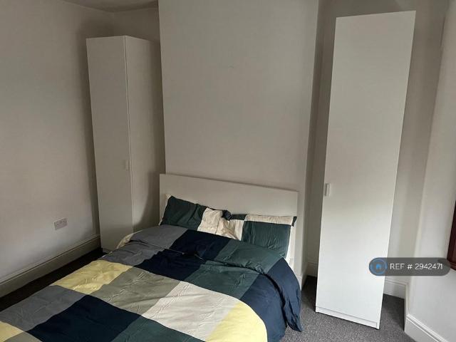 1 bedroom house share to rent