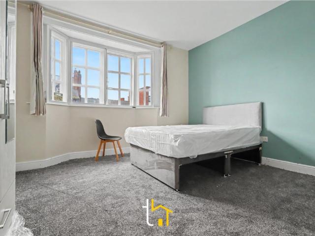 1 bedroom house share to rent