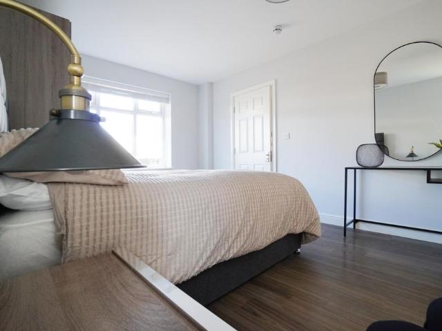 1 bedroom house share to rent