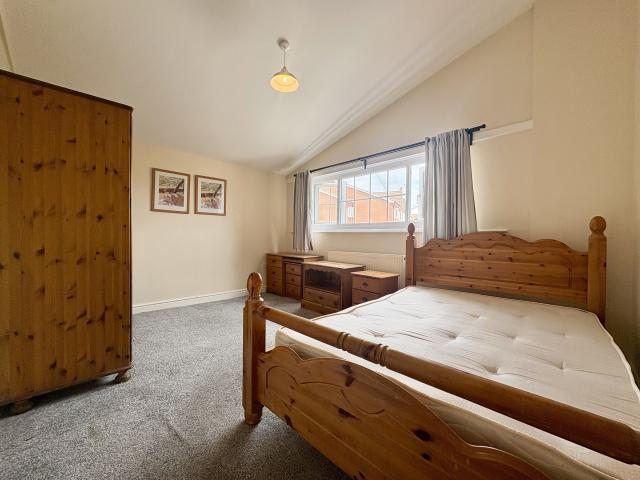 1 bedroom house share to rent