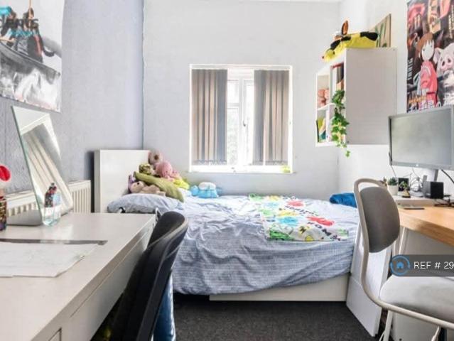 1 bedroom house share to rent