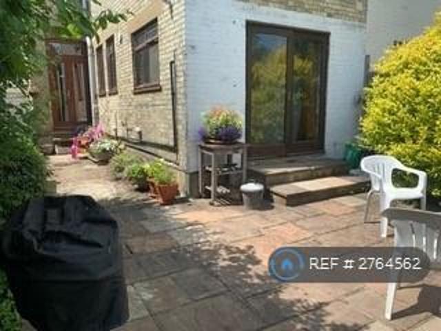 1 bedroom house share to rent