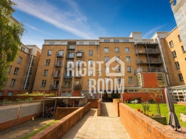 1 bedroom house share to rent