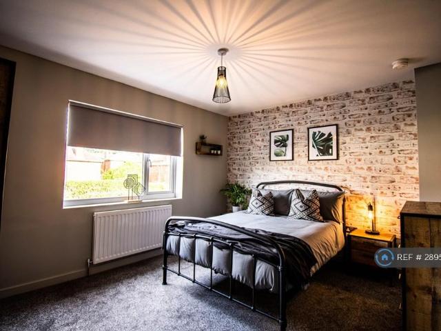 1 bedroom house share to rent
