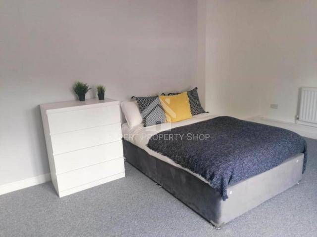 1 bedroom house share to rent