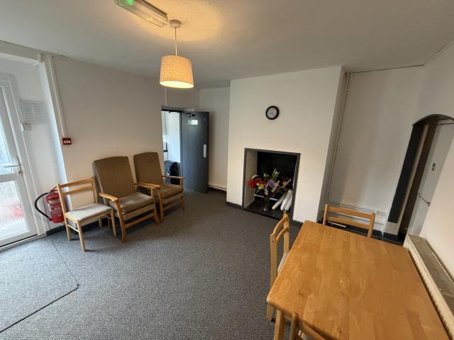 1 bedroom house share to rent