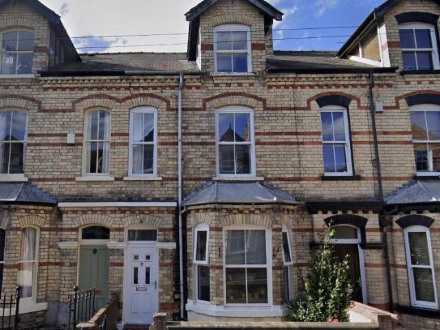 1 bedroom house share to rent