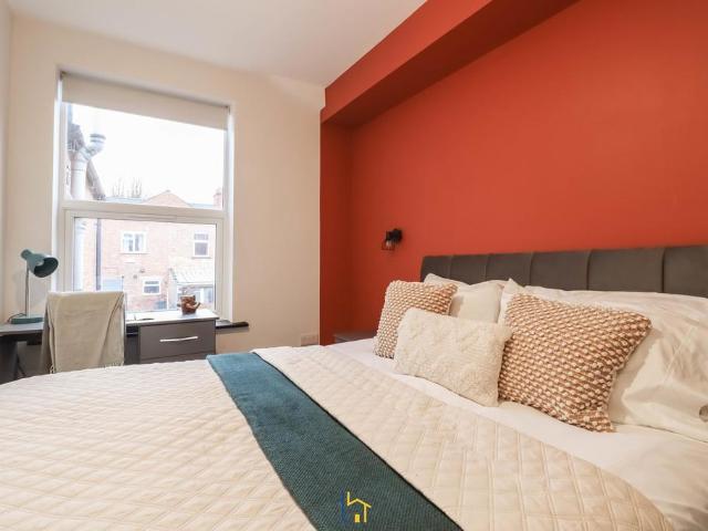 1 bedroom house share to rent