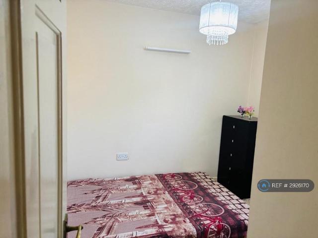 1 bedroom house share to rent
