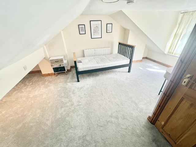 1 bedroom house share to rent